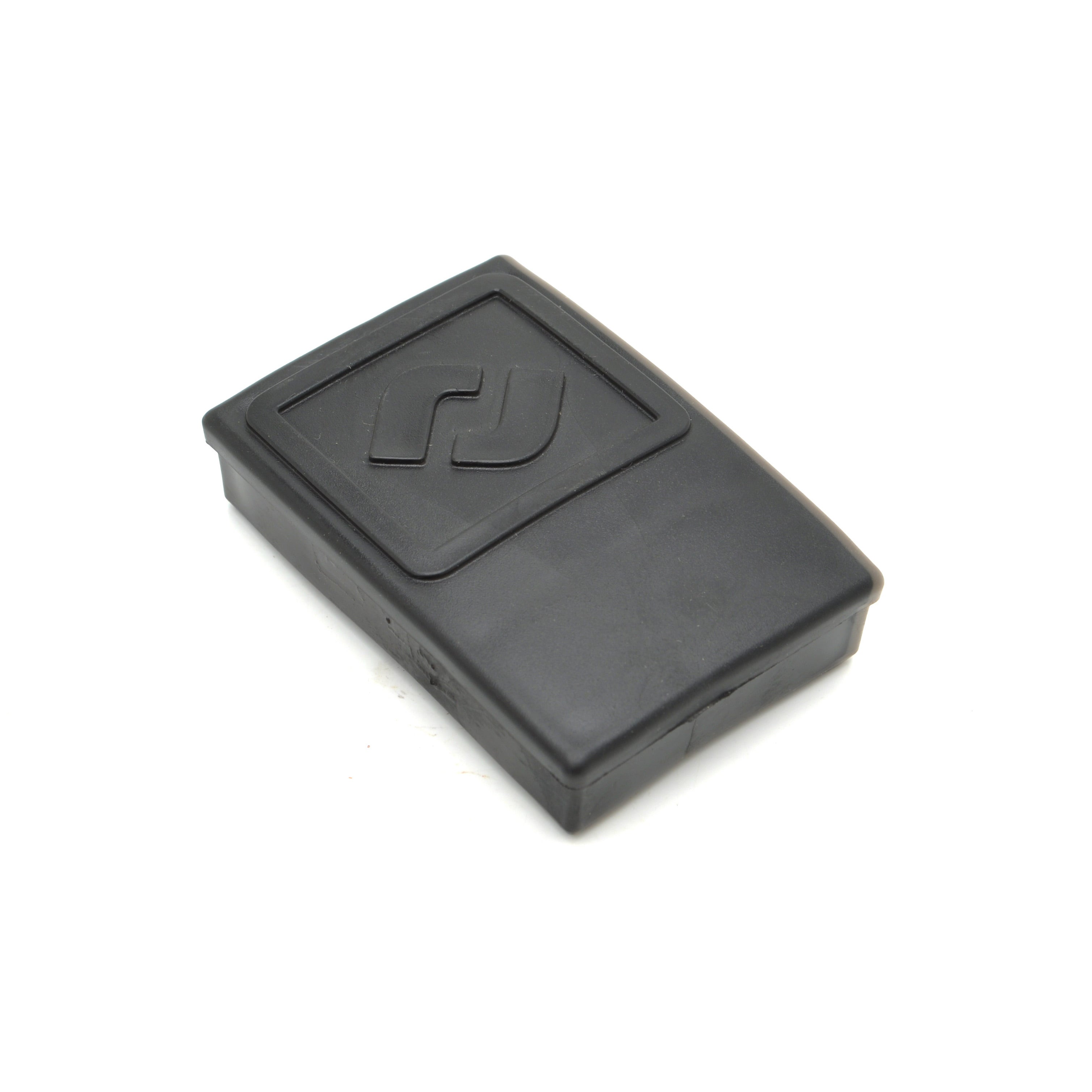 R17009-Holeshot-Replacement-Rectangular-Black-Blank-End-Cap-1-1 ...